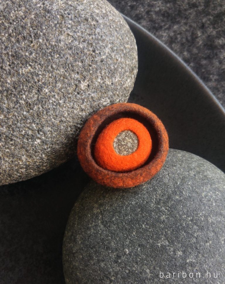 Rusty dusty pebble ring – Baribon